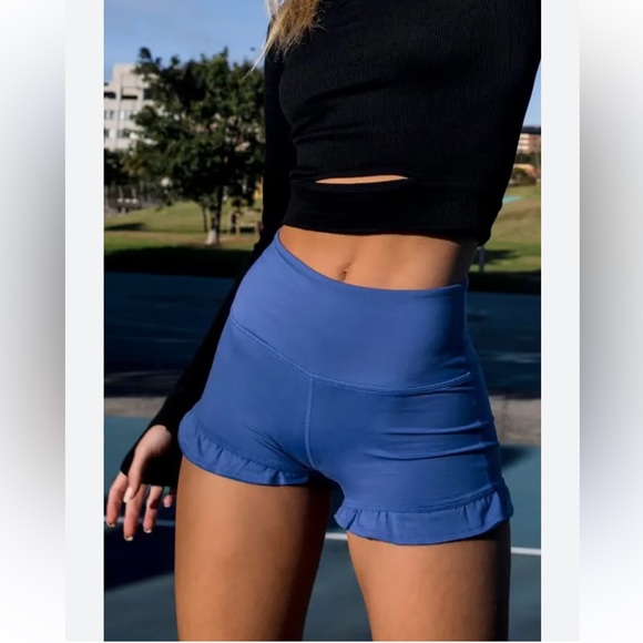 FP Movement by Free People | Shorts | Free People Movement Pli All Day Ruffle Shorts Size Large ...